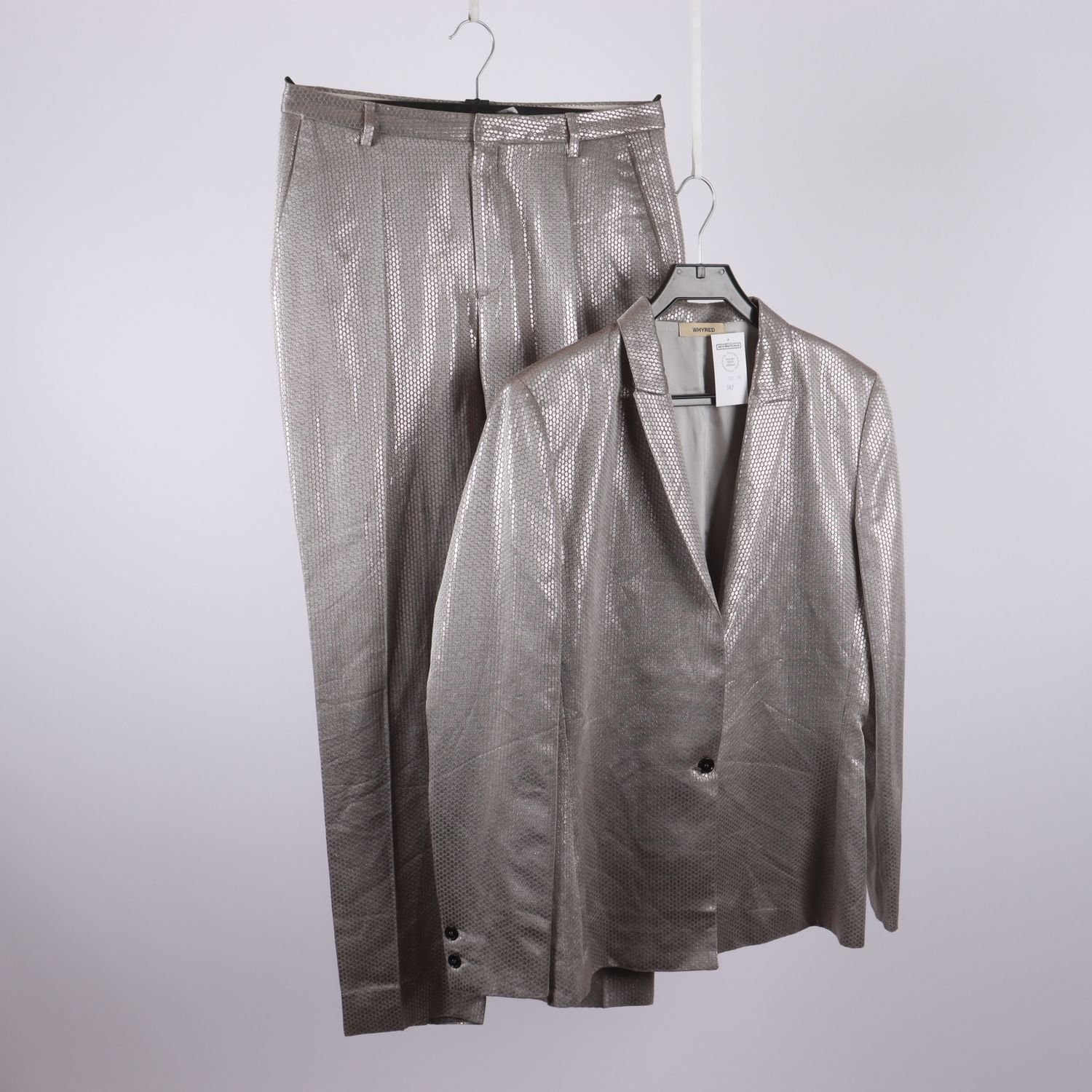 Begagnade kläder dam - Köp damkläder second hand - Myrorna