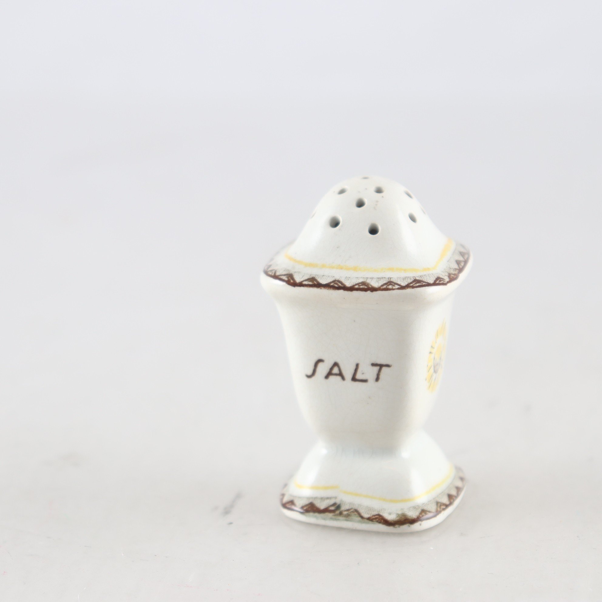 Väggtallrik, Laila Zink, Kupittaan Savi, signerad - second hand | Myrorna